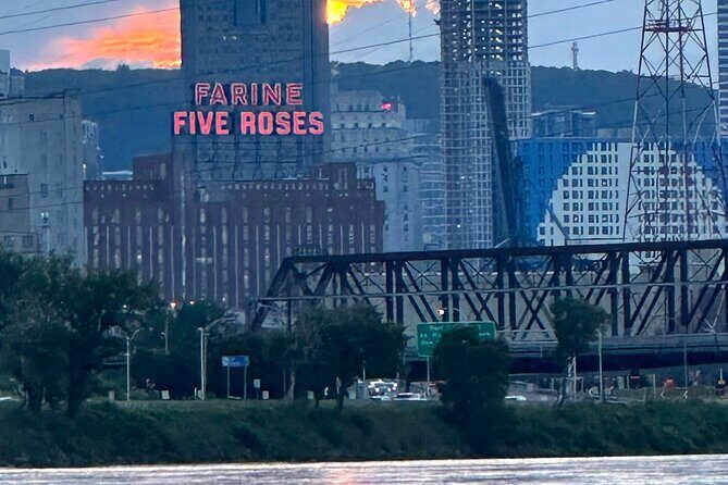 2-Hour Private Montreal Boat Cruise - FAQ