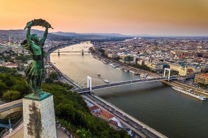 2-Hour Private Night Tour of Budapest - The Practicalities: What to Expect