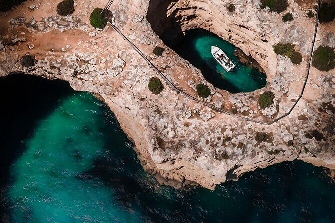 2 Hours Boat Private Tour to Benagil Caves - An Overview of the Experience