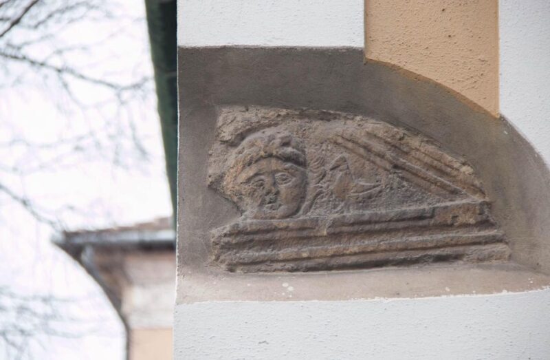 2 Hours Buda Castle Walking Tour - Walk with a Historian - Exploring Budapest’s Buda Castle District with a Historian: A Detailed Review