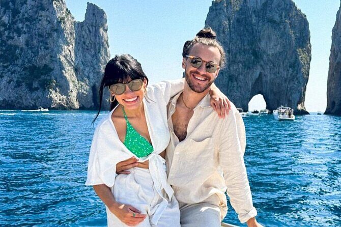 2 hours Capri private boat tour - An In-Depth Look at the 2 Hours Capri Private Boat Tour