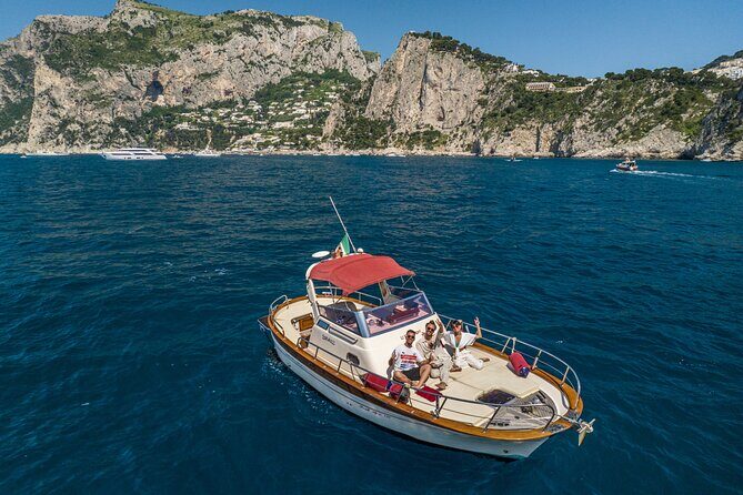 2 hours Capri private boat tour - The Itinerary: What You Can Expect