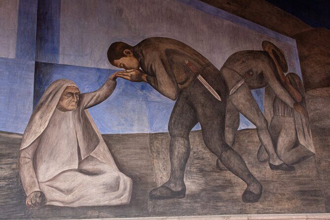2 Hours of Mexican Muralism with an Art Lover - Who Will Love This Tour?