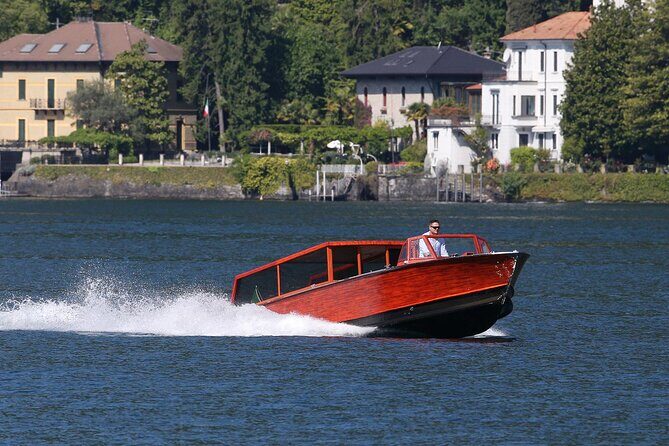 2 Hours Private Wooden Boat Tour on Lake Como 6 pax - The Experience: What You Can Expect