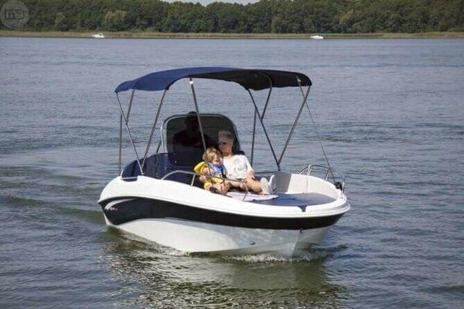 2 Hours Rent Boat SuBacco Lake Como - Who Should Consider This Tour?