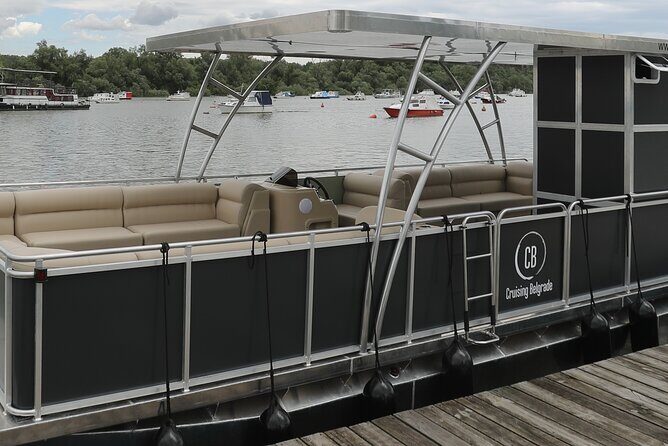 2 hours / Sightseeing Boat cruise Drinks Included - Scenic Returns and Final Views