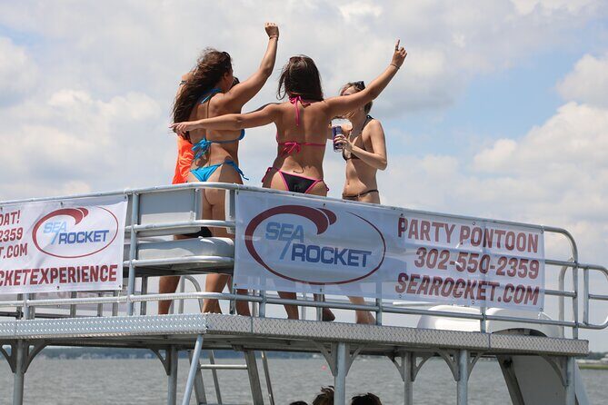 2-Hr Sunset Ultimate Party Pontoon Rental in Chincoteague Island - Who Will Love This Tour?