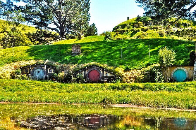 2 Night Auckland - Arrival Option with Hobbiton and Waitomo Caves - Pricing and Value