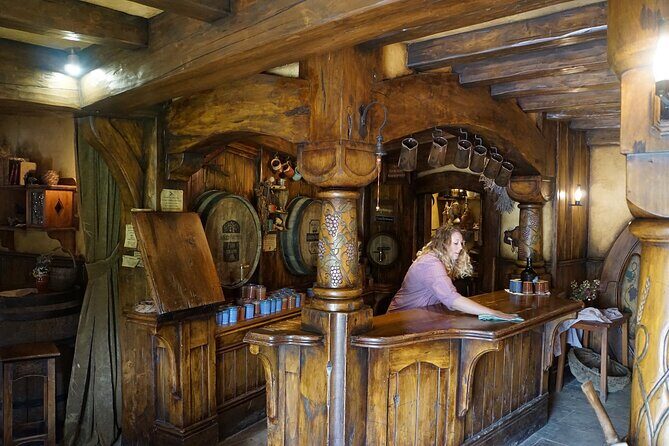 2 Night Auckland - Arrival Option with Hobbiton and Waitomo Caves - Practical Tips & Considerations