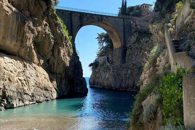 24/7 Private Intercity Transfers from Naples Airport/Station/Port - FAQ