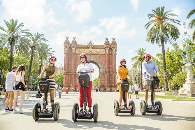 2,5h Barcelona Gaudí Segway Tour - FAQ