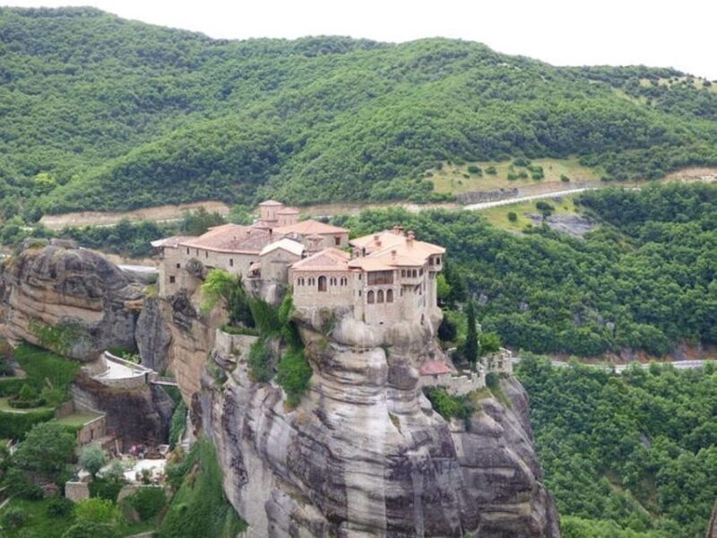 2Day Delphi&Meteora with Official guide,tickets,hotel pickup - FAQ