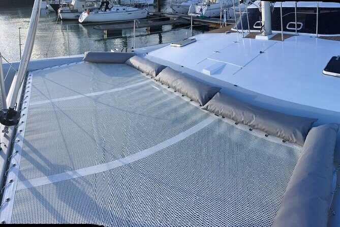 2H Tour on a Private Sailing Catamaran "Scarlett" up to 16 people - FAQ