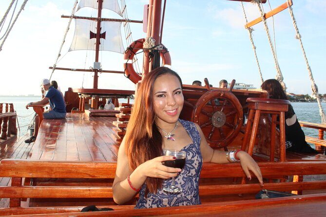 2x1 Romantic Columbus Dinner on the Lagoon aboard Spanish Galleon - FAQ