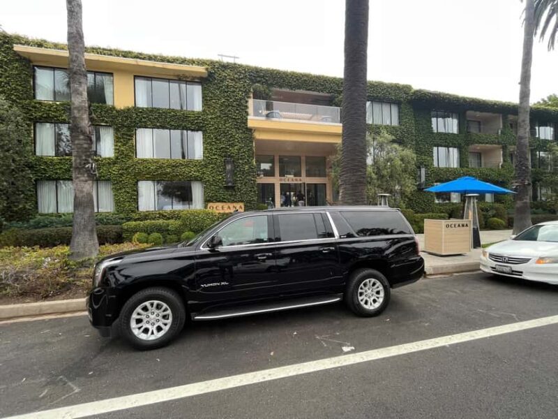 3.5-hour private tour of Hollywood and Beverly Hills in an SUV - Key Points  
