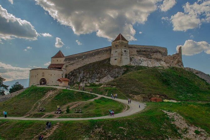 3-Castle: Peles,Bran,Rasnov,Sinaia Monastery from Brasov w pickup - FAQs