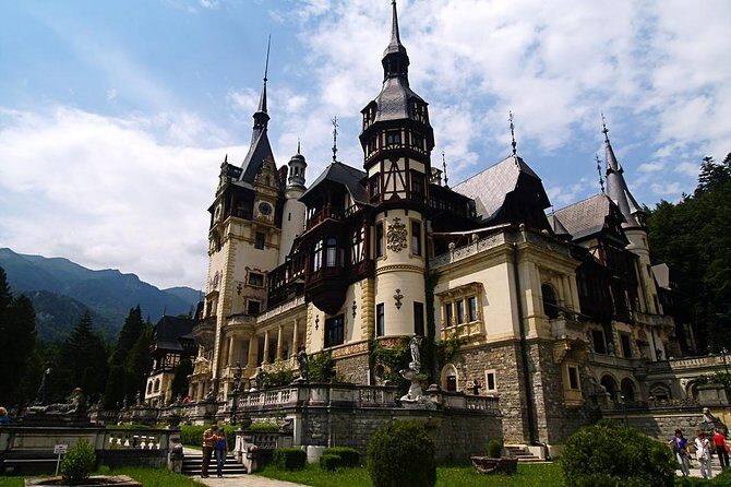 3 Castle:Peles ,Bran,Cantacuzino Tour from Brasov /Hotel pickup - What Makes This Tour Stand Out