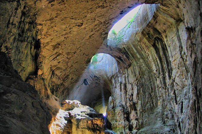 3 Caves tour - Saeva dupka , Eyes of God cave & Devetashka Cave - Key Points