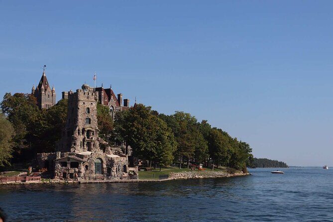 3 Day and 2 Night Tour: Toronto, 1000 Islands, and Niagara Falls - FAQ