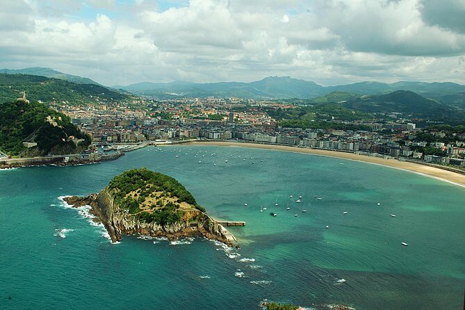 3 Day Basque Country Private Tour - Day 3: French Basque Charm and Medieval Beauty