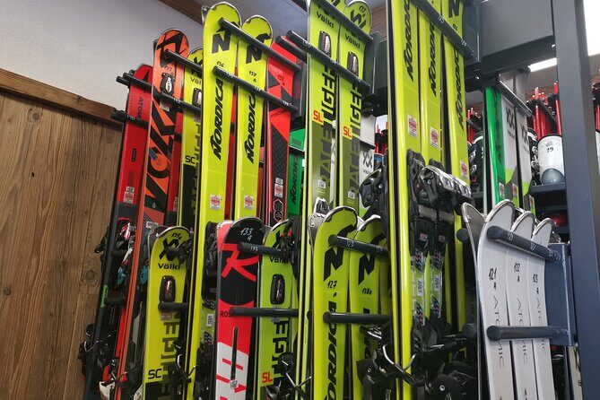 3 days Ski equipment rental in Borovets - First Impressions: Location and Booking