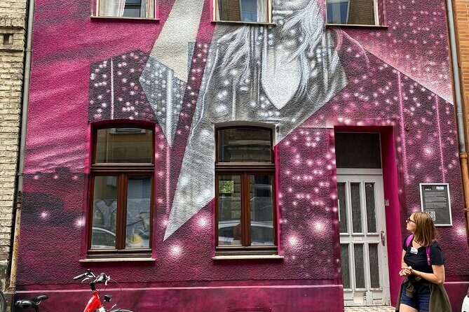 3-Hour Cologne Street Art Bike Tour in Small Group with Guide - Exploring Cologne on a Bike: What to Expect