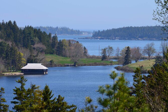 3 Hour Fiord, Mansions, Rocky Coastline - What to Expect from the 3 Hour Fiord, Mansions, Rocky Coastline Tour