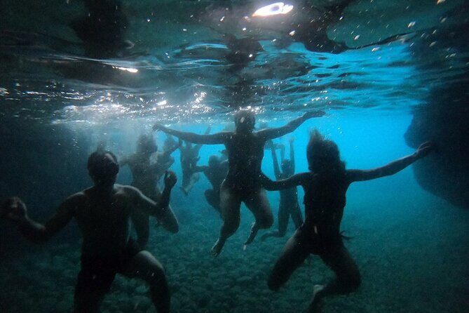 3 Hour Group Tour by Boat to the Caves of Santa Maria di Leuca - Key Points