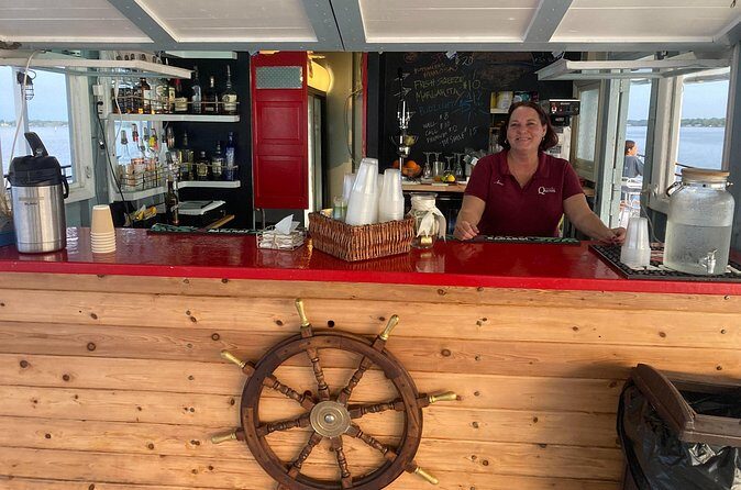 3 Hour Indian River Queen Cruise with Dinner - FAQs