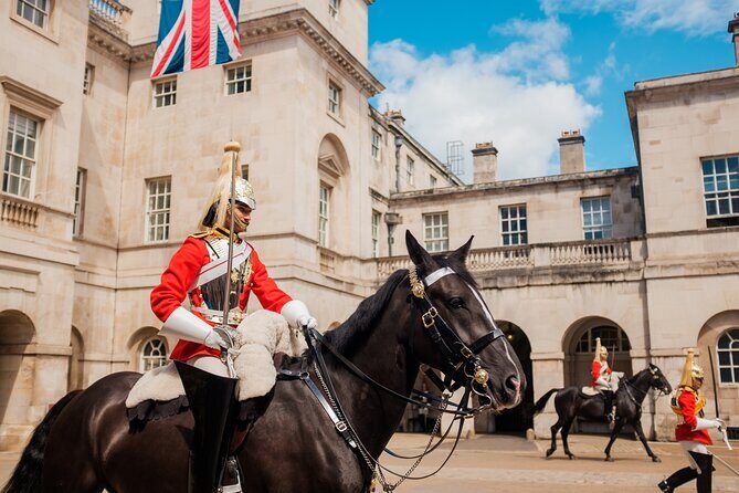 3-Hour Private Guided Walking Tour of London - A Walk Through Londons Highlights: What You Can Expect