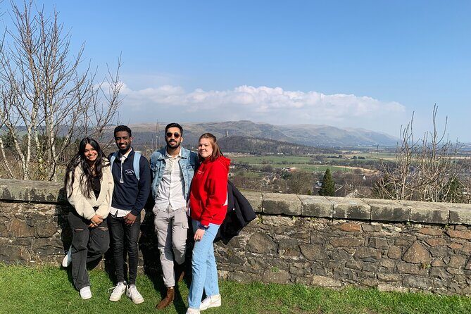 3 Hour Private Tour of Stirling Old Town and Stirling Castle - The Iconic Wallace Monument from Afar