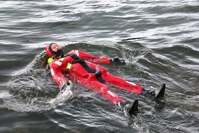 3-Hour Shared Arctic Morning Floating Experience in Norway - The Small Group & Guided Approach