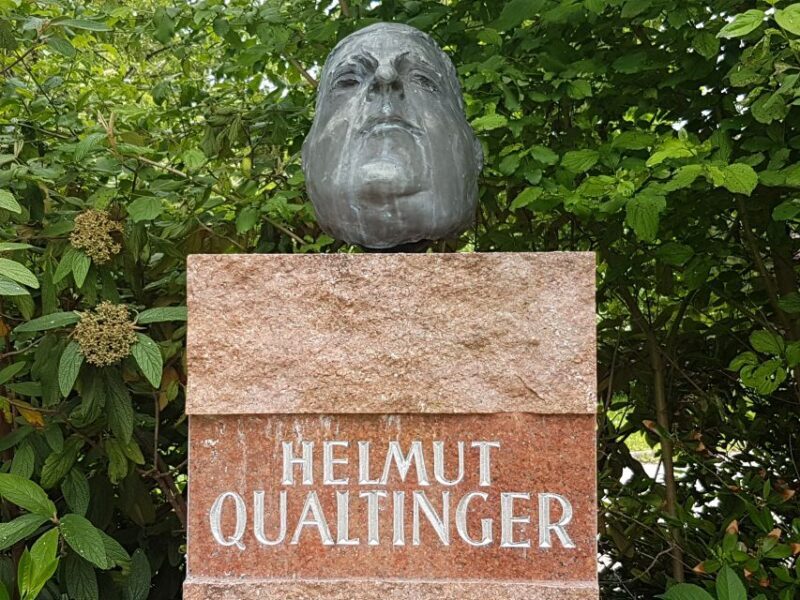 3-Hour Walking Tour of Vienna Central Cemetery - What to Expect from the Tour