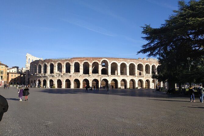 3-Hour Walking Tour with Guide Discovering Verona - Exploring the Civic and Religious Heart of Verona
