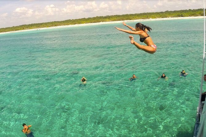 3 Hours - 53' Hatteras - Tulum, Playa Del Carmen, Riviera Maya - Analyzing the Value