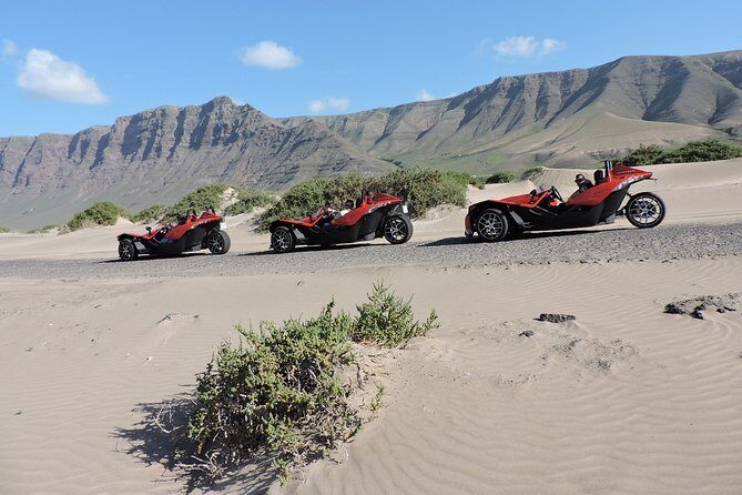 3 Hours Guided Tour with Polaris SLINGSHOT Around Lanzarote - The Experience in Detail