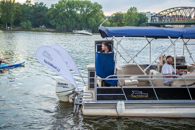 3 Hours Prague Private Boat Cruise Beer or Prosecco Unlimited - Who Should Book This Cruise?  