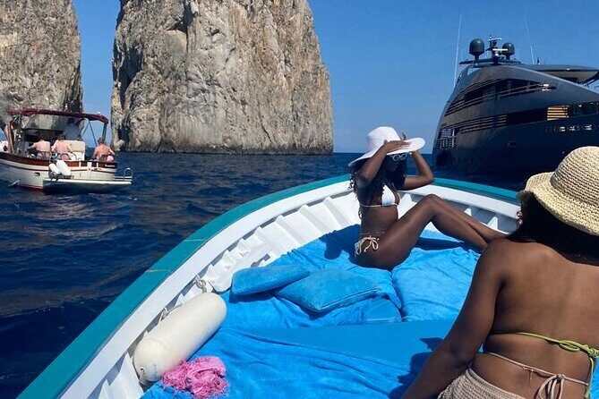 3 Hours Private Boat Tour of Capri with Pasta and Prosecco - The Real Experience: Insights From Reviewers