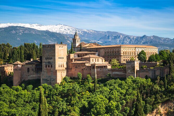 3 Hours Private Guided Tour in Spain with skip the line access - What Makes This Tour Stand Out?