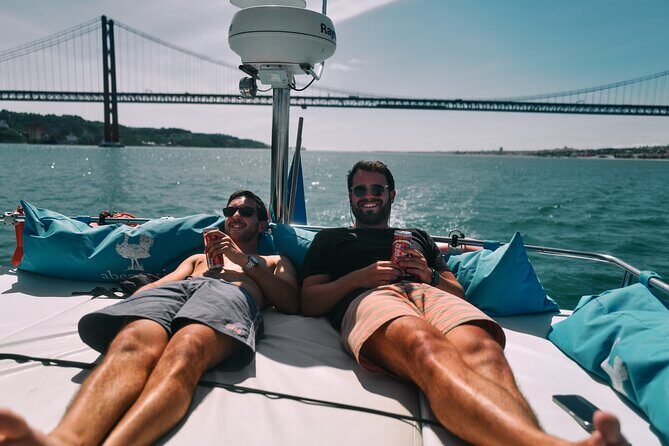 3 Hours Private Tour with Dives in Catamaran in Lisbon - Exploring the Itinerary in Detail