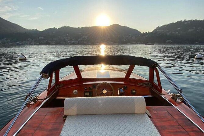 3 Hours Private Wooden Boat Tour visit Bellagio 6 pax - Key Points