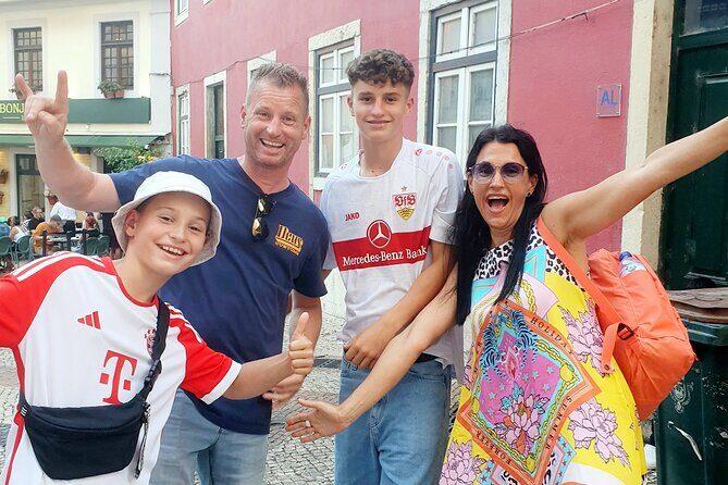 3 Hours Tuk Tuk Tour - Lisboa beyond the guidebooks - What Travelers Say: Authentic Insights