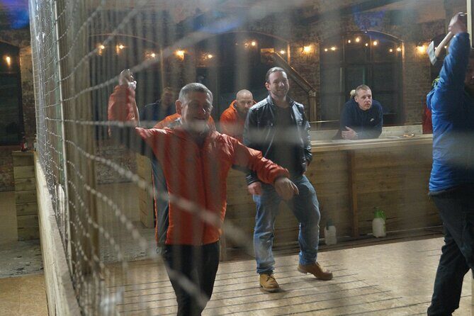 30 Minute Axe Throwing Experience in Llangollen - FAQ