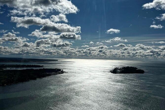 30 Minutes Private Downtown Detroit Helicopter Ride - Practical Details & What to Expect