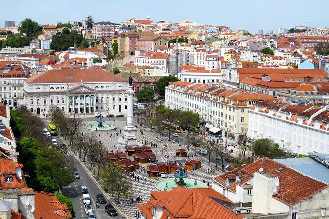 3h30 Tour | Lisbon Essentials: See, Taste and Learn with a Local - Key Points