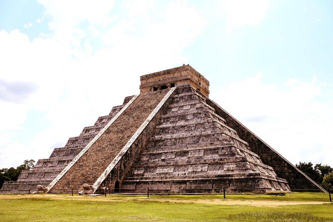 4 best spots in Cancún 1day! CHICHÉN ITZÁ, 2CENOTES, PINK LAKE - What’s Included and What’s Not