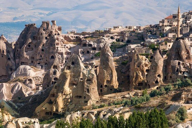 4 Days Turkey Tour: Cappadocia, Pamukkale, Ephesus - Transportation and Group Size