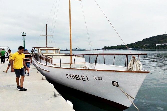 4-hour Boat Trip with Fishing, Lunch and Unlimited Drinks in Nessebar - Who Is This Tour Best Suited For?