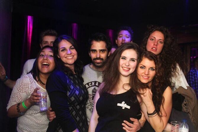 4-hour Guided Porto Pub Crawl with 6 drinks and VIP CLUBentry - A Complete Look at the 4-hour Guided Porto Pub Crawl with 6 Drinks and VIP Club Entry