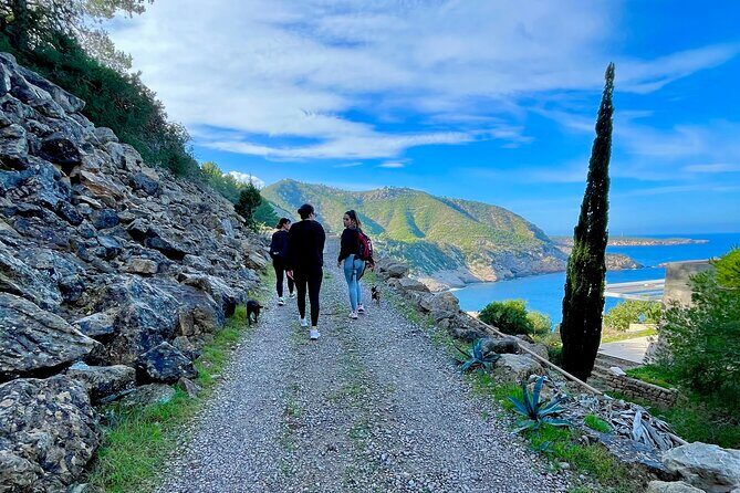 4 hour hiking in Ibiza-DIH Hike with us.Connect with nature! - FAQ